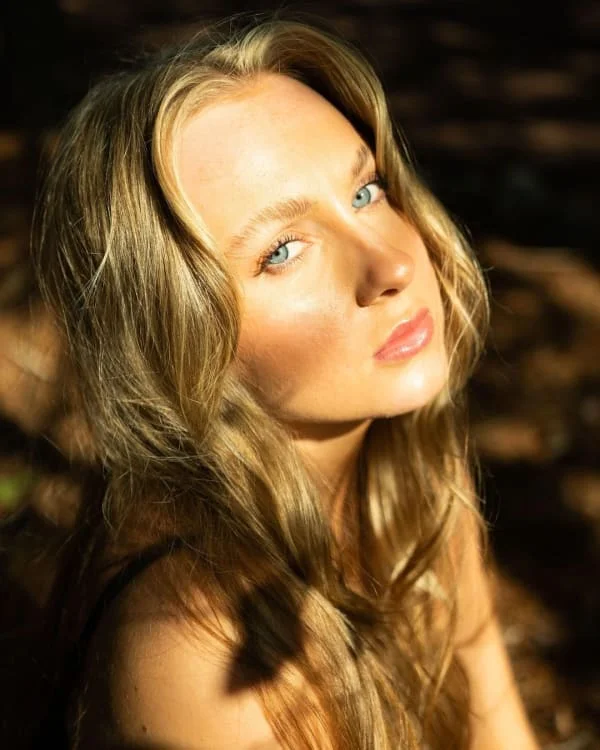Ashley Kutcher — Singer from United States | Biography & Wiki